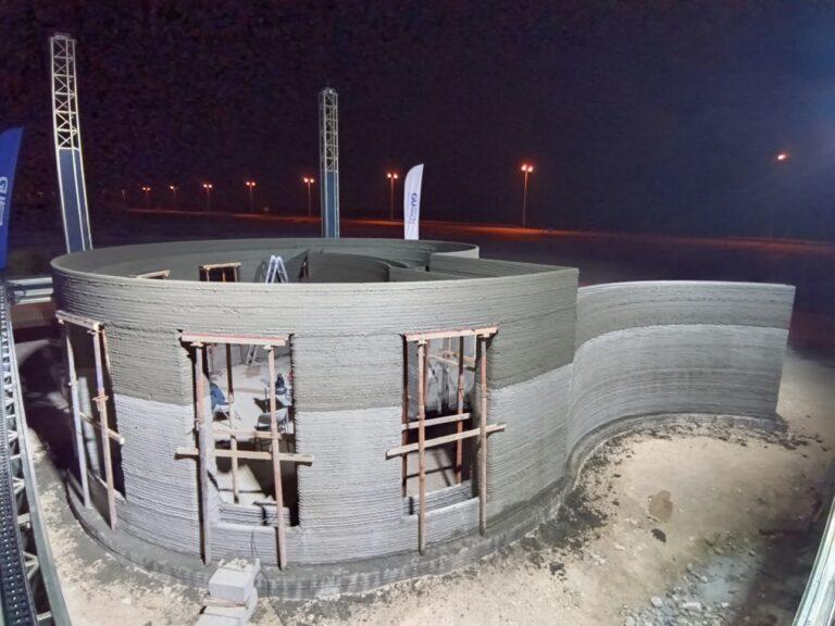 Record speed: GUtech Oman 3D prints three new buildings in just 8 days ...